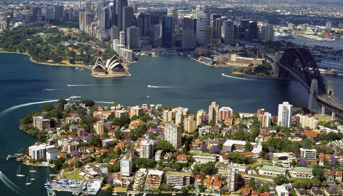 Sydney house values hit double-digit decline since peak | YIP