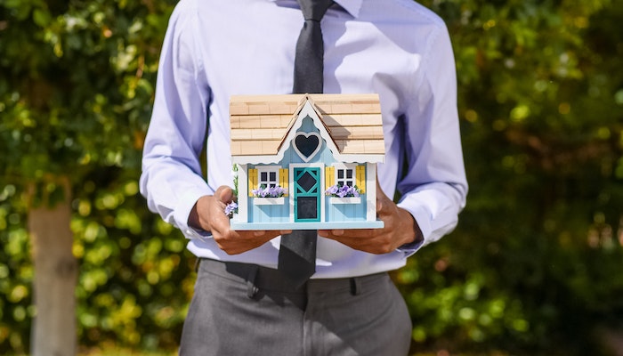 5 key trends to unfold this spring-selling season | YIP